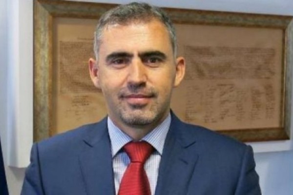 Avokati Besnik Berisha ndalohet për 48 orë Avokati Besnik Berisha ndalohet për 48 orë
